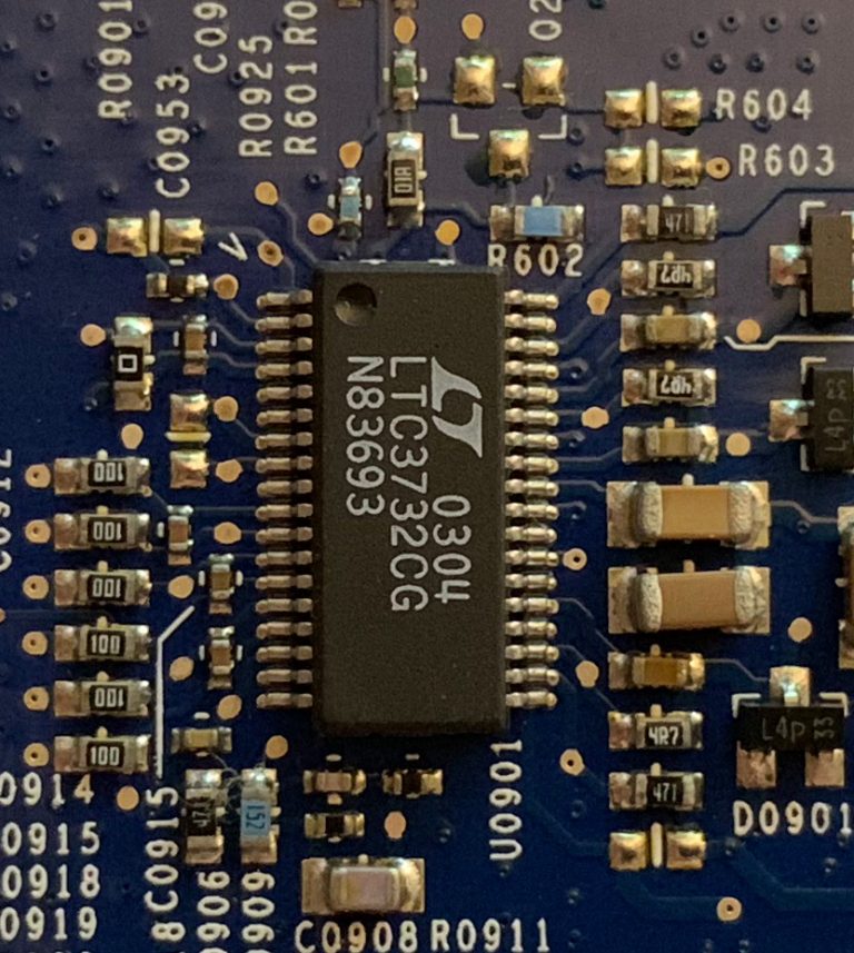 JumperBlock - The House of Moth